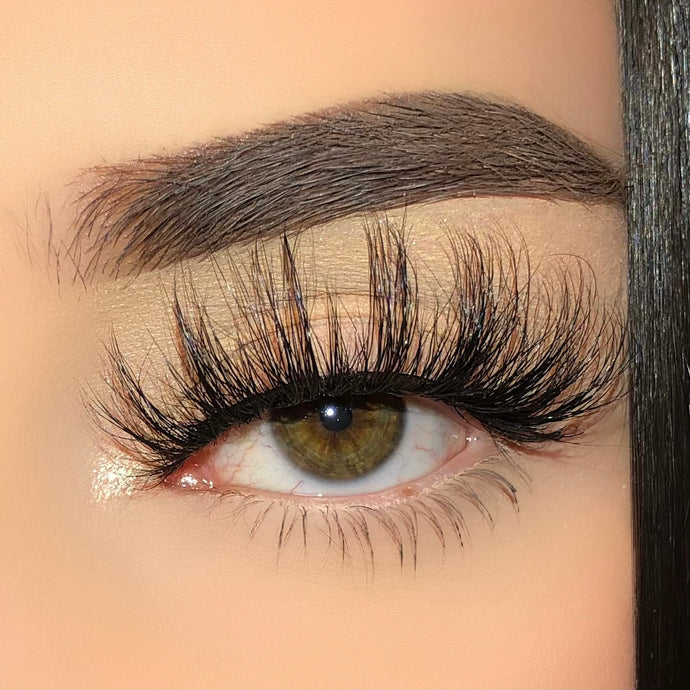 Gabriela Lashes